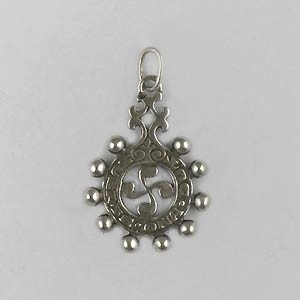 CHAPELET BASQUE | Chapelet Argent GRILLE SUERTE ONA DUT | BIJOUX ...