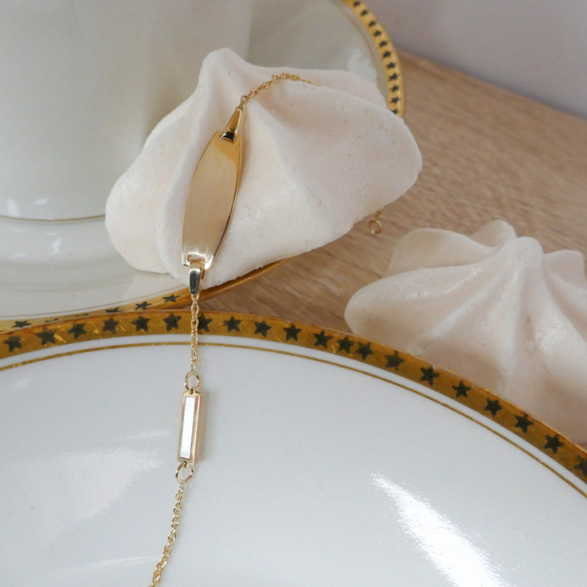 Gourmette bébé en Or 9 Carats & Rectangle Nacre | BIJOUX BEBE | BIJOUX ...